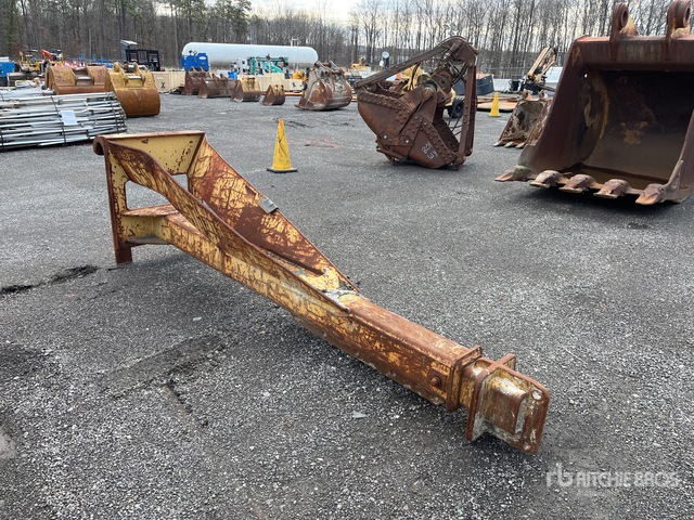 Wheel Loader Material Handling Arm - Fits Cat 966H | Ritchie Bros ...