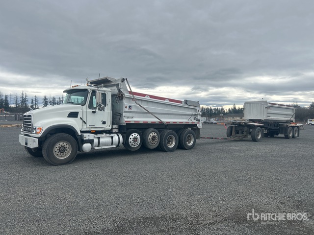 2005 Mack CV713 10x4 Transfer Set | Ritchie Bros. Auctioneers