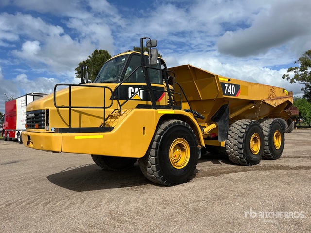 2007 Cat 740 Articulated Dump Truck | Ritchie Bros. Auctioneers