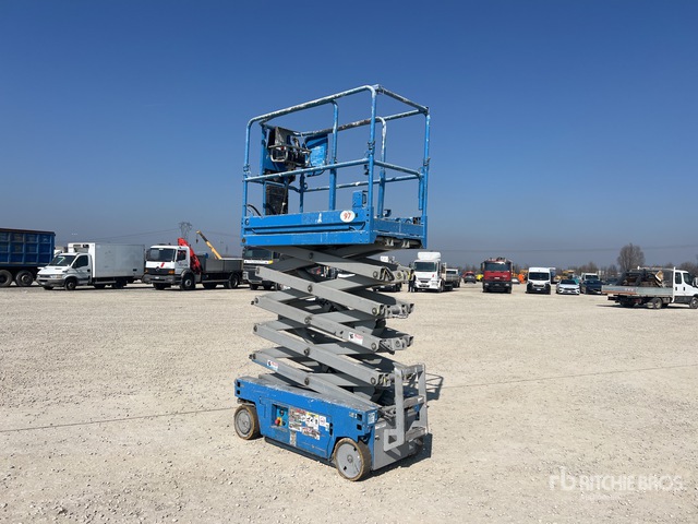 2008 Iteco IT7380 Scissor Lift | Ritchie Bros. Auctioneers