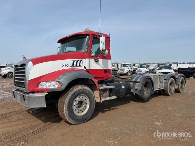 2006 Mack CT713 Granite 8x4 Cab and Chassis | Ritchie Bros. Auctioneers
