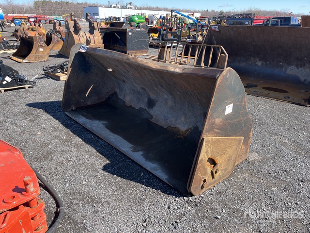 96 in Q/C Backhoe Loader Bucket - Fits Case 570XLT | Ritchie Bros ...