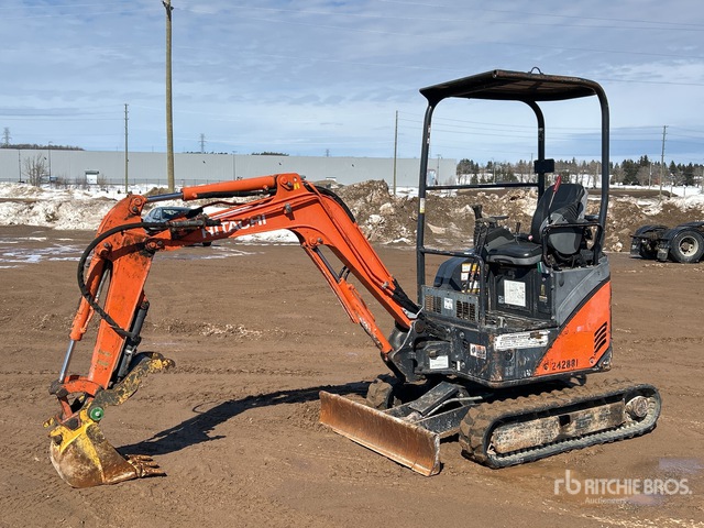 2015 Hitachi ZX17U-2 Mini Excavator | Ritchie Bros. Auctioneers