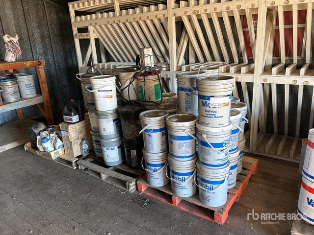 Quantity of (3) Pallets of Oil | Ritchie Bros. Auctioneers