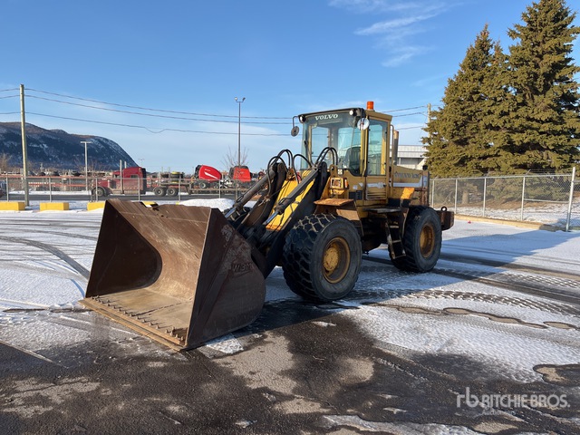 1994 Volvo L90B Wheel Loader (Inoperable) | Ritchie Bros. Auctioneers