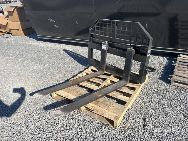 JBX 4000 48 in Skid Steer Forks (Unused) | Ritchie Bros. Auctioneers