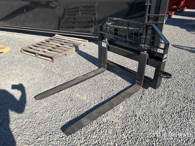 JBX 4000 48 in Skid Steer Forks (Unused) | Ritchie Bros. Auctioneers