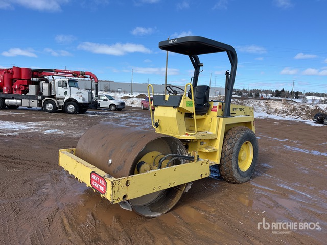 2000 Bomag BW172D-2 Smooth Drum Compactor | Ritchie Bros. Auctioneers