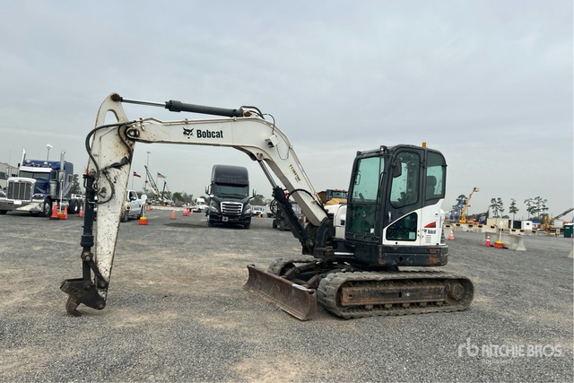2017 Bobcat E85 Tracked Excavator | Ritchie Bros. Auctioneers