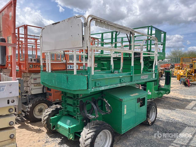 2015 JLG 260MRT 4x4 Dual Fuel Scissor Lift | Ritchie Bros. Auctioneers