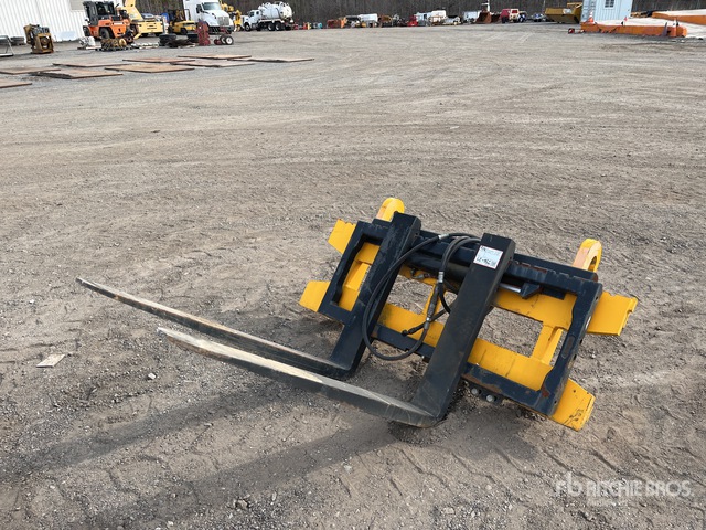 JCB 509-23S 48 in Telehandler Pallet Forks | Ritchie Bros. Auctioneers