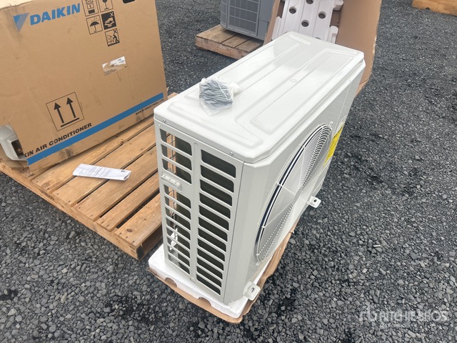 Carrier 38MBRCQ36AA3 3 ton Ductless Heat Pump | Ritchie Bros. Auctioneers