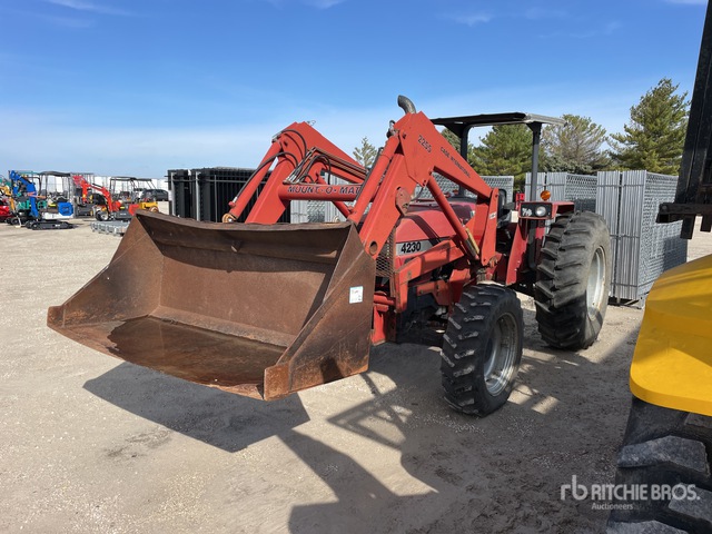 1996 Case IH 4230 4WD Tractor (Inoperable) | Ritchie Bros. Auctioneers