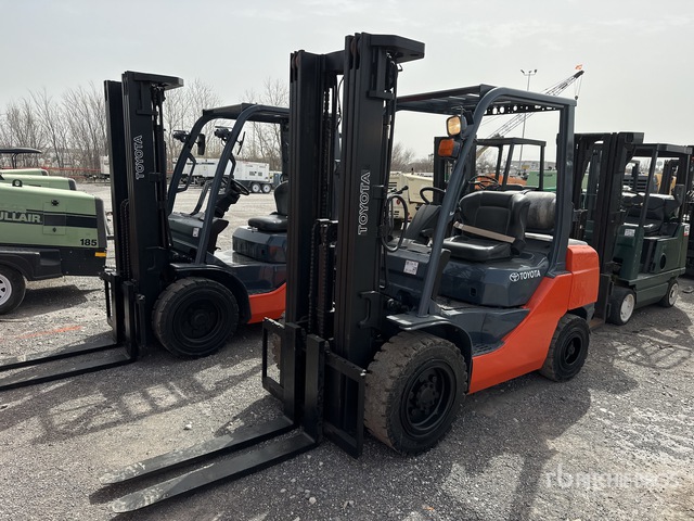 2018 Toyota 8FGU30 5620 lb Pneumatic Tire Forklift | Ritchie Bros ...