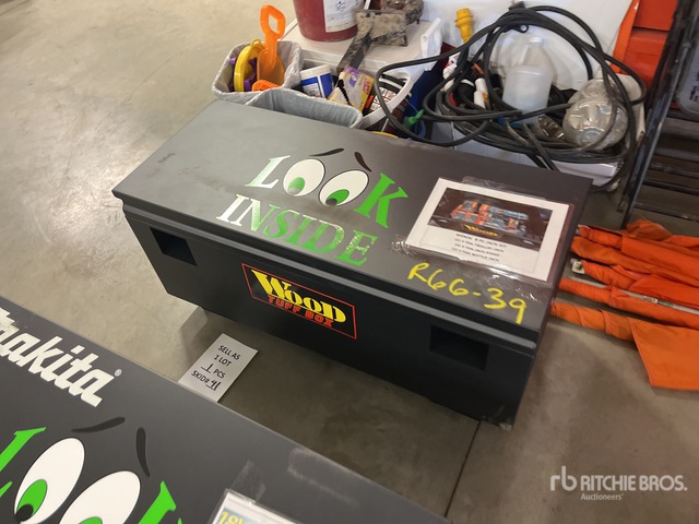 Quantity of (2) Valley 2 Ton Trolley Jack, (4) Wokin 3 Ton Jack Stand ...