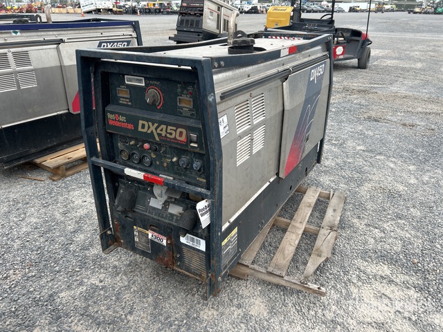 2014 Lincoln DX450 Multi-Process Engine Driven Welder | Ritchie Bros ...