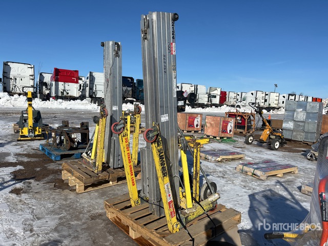 Sumner 2124 Material Hoist | Ritchie Bros. Auctioneers