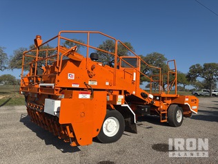 2016 Bearcat BC2016 Chip Spreader in Kendalia, Texas, United States ...