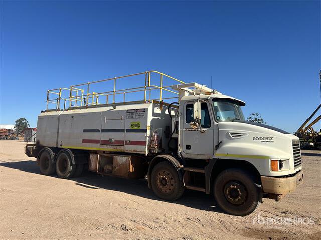 2006 Mack CH6668RST Metro-Liner 8x4 Twin-Steer Fuel & Lube Truck ...