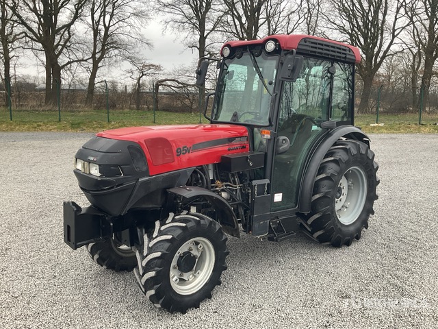 2014 Case IH Quantum 95 4WD Tractor | Ritchie Bros. Auctioneers