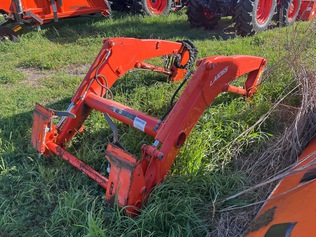 2021 Kubota LA1065A Front Loader Attachment (Inoperable) in Victoria ...