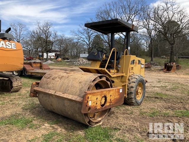 1995 Cat CP-433C Padfoot Drum Compactor in Alexander, Arkansas, United ...