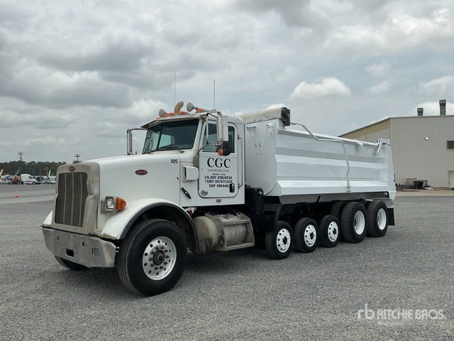 2017 Peterbilt 365 12x4 5 ejes Camión dumper | Ritchie Bros. Auctioneers