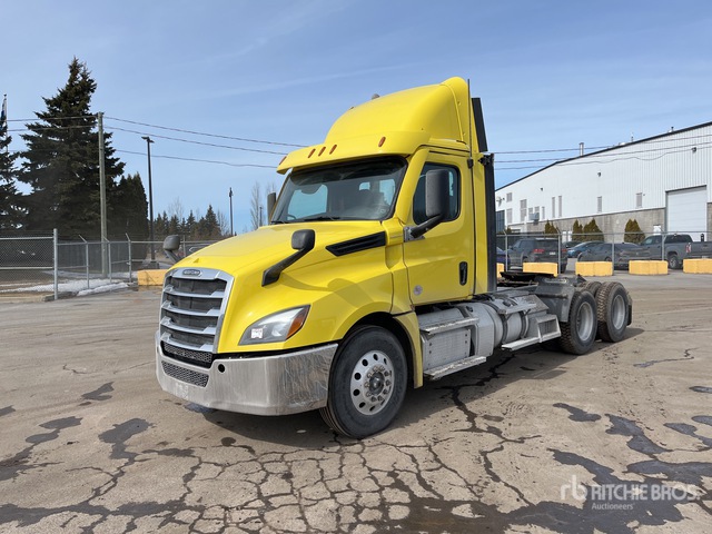 2021 Freightliner Cascadia 126 6x4 T/A Day Cab Truck Tractor | Ritchie Bros. Auctioneers
