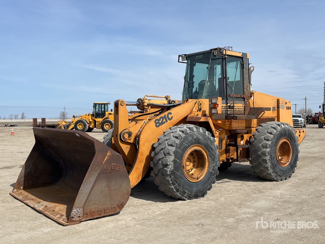 2000 Case 821C Wheel Loader | Ritchie Bros. Auctioneers