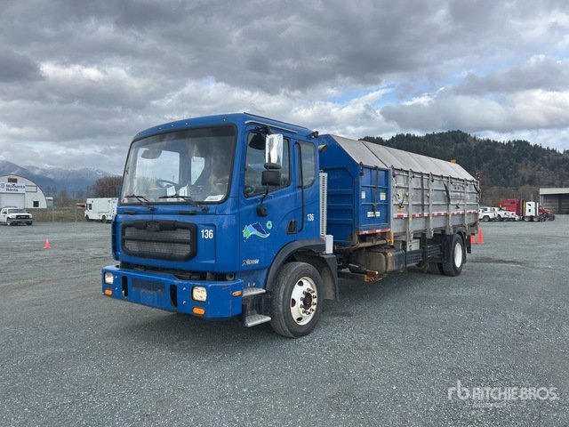 2017 Autocar ACMD42 4x2 Recycling and Compost Waste Collection Truck ...