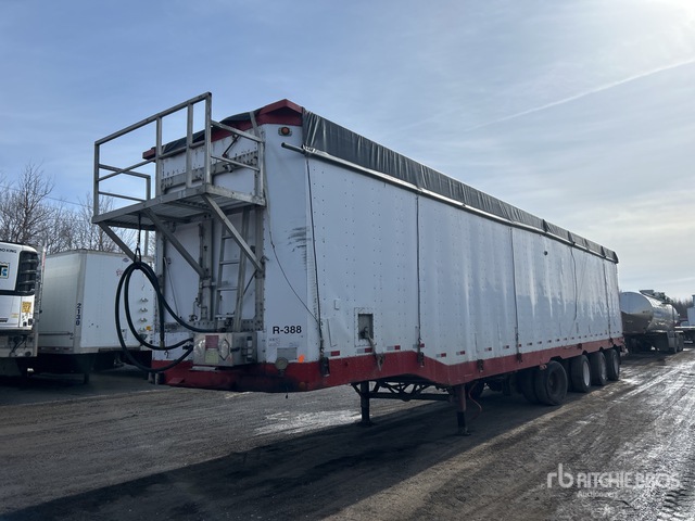 2004 Fericar F CS 53 ft x 102 in Quad/A Moving Floor Open-Top Chip ...