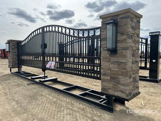 Bulldog Industries 24 ft Driveway Gate (Unused) | Ritchie Bros. Auctioneers