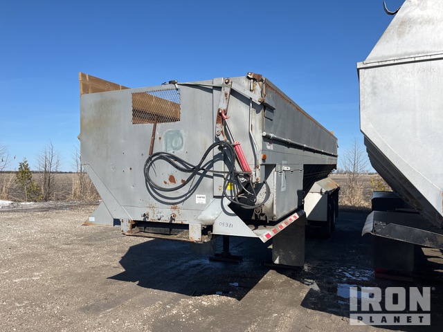 2007 Homemade 32 ft T/A Produce Trailer | Ritchie Bros. Auctioneers