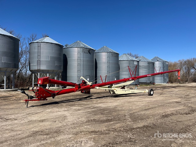 2022 Farm King 1385 13 in x 85 ft Swing Grain Auger | Ritchie Bros ...