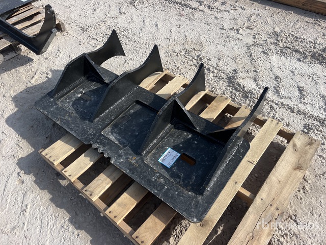 Kit Containers 44 in Skid Steer 4 Shank Ripper | Ritchie Bros. Auctioneers