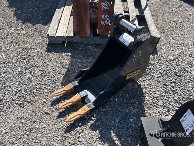 Trojan 12 in Digging Excavator Bucket (Unused) | Ritchie Bros. Auctioneers