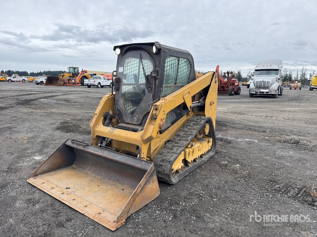 2018 Cat 239D Two-Speed Compact Track Loader | Ritchie Bros. Auctioneers