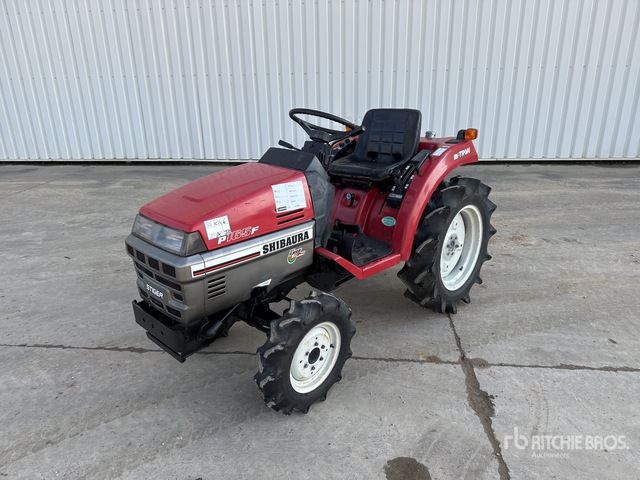 Shibaura P165F 4WD Tracteur Utilitaire Allzwecktraktor | Ritchie Bros. Auctioneers