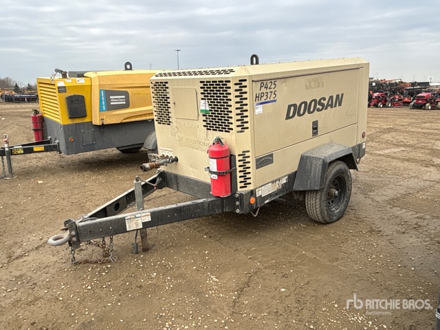 2017 Doosan P425/HP375 Mobile Air Compressor | Ritchie Bros. Auctioneers