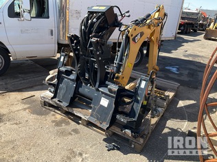 2014 Cat BH160 Skid Steer Backhoe in Hempstead, New York, United States ...