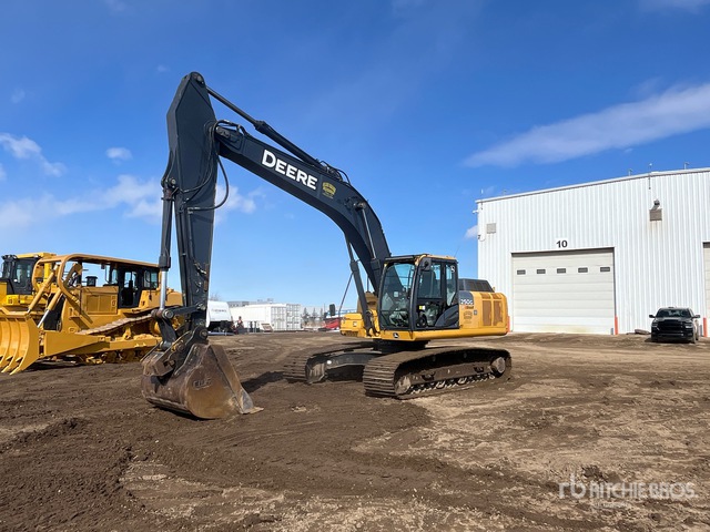 2015 John Deere 250G LC Tracked Excavator | Ritchie Bros. Auctioneers