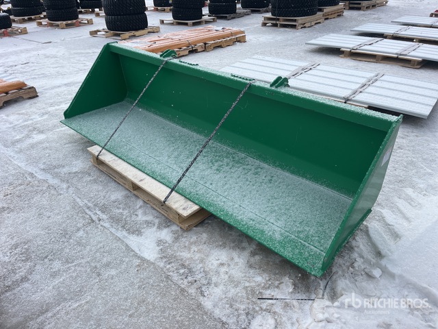 Quest 100 in Ag Tractor Bucket (Unused) | Ritchie Bros. Auctioneers