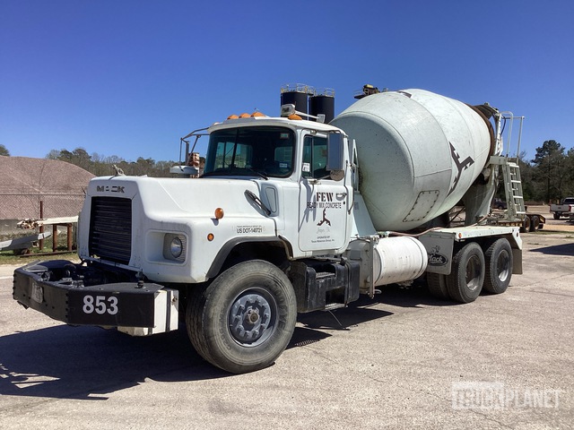 1999 Mack DM690S 6x4 Mixer Truck in Jasper, Texas, United States ...