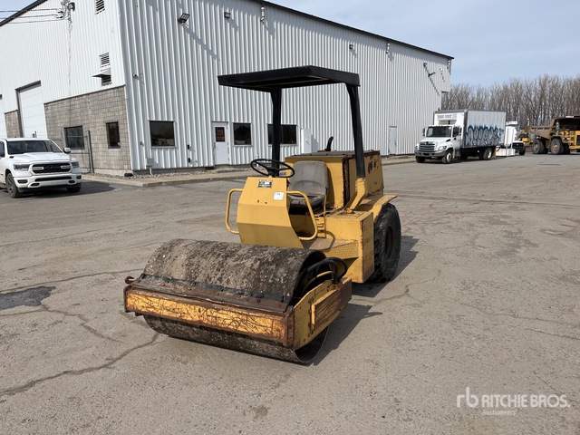1988 Super Pac 540 PC Smooth Drum Compactor | Ritchie Bros. Auctioneers