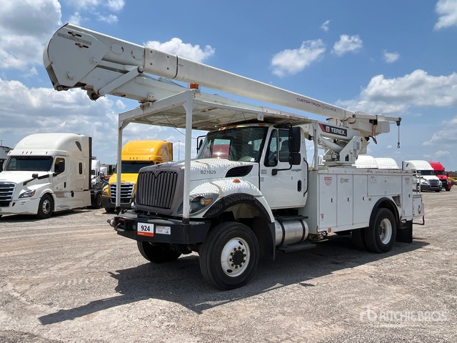 2013 Terex HI-Ranger 5TC-55 55 ft on 2014 International 7300 4x4 Bucket ...