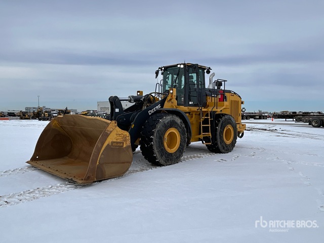 2020 John Deere 744L Wheel Loader | Ritchie Bros. Auctioneers
