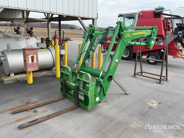 John Deere 673 Front Loader Attachment | Ritchie Bros. Auctioneers