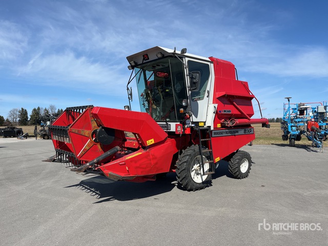 Massey Ferguson 8XP 4x4 Combine Harvester | Ritchie Bros. Auctioneers
