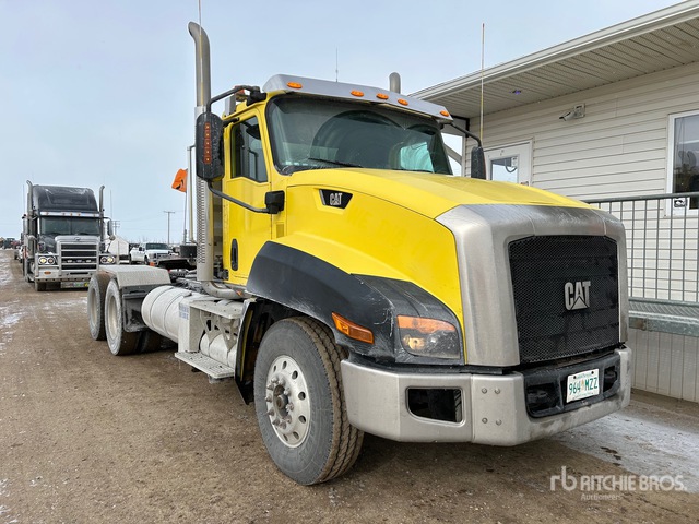 2013 Cat CT660L 6x4 Tracteur Routier | Ritchie Bros. Auctioneers