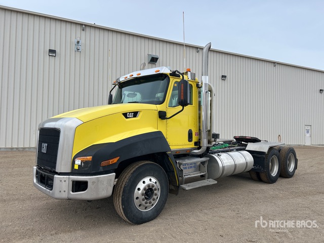 2013 Cat CT660L 6x4 T/A Day Cab Truck Tractor | Ritchie Bros. Auctioneers